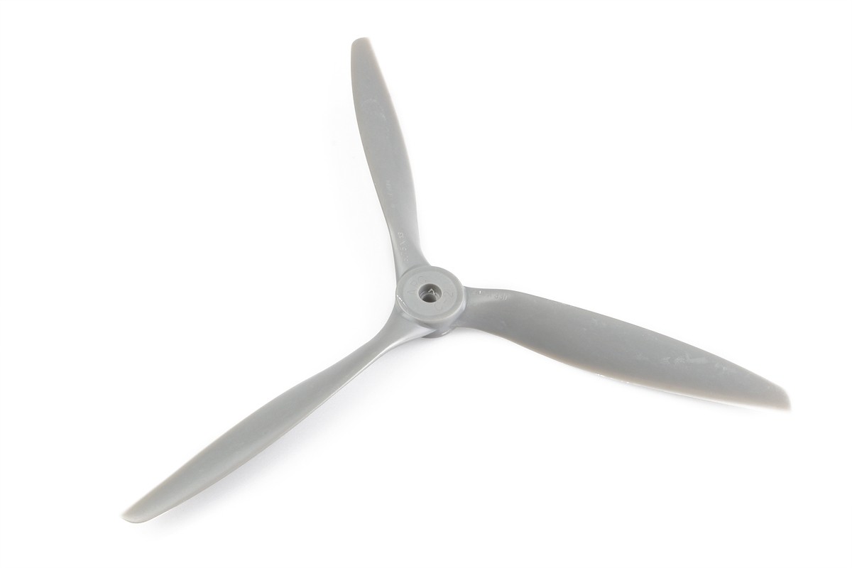 HELICE TRIPALE 15.75X13 APC - Intermodel SAS